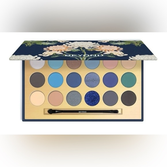 Beyond | Makeup | Beyond Daisy Eyeshadow Palette | Poshmark